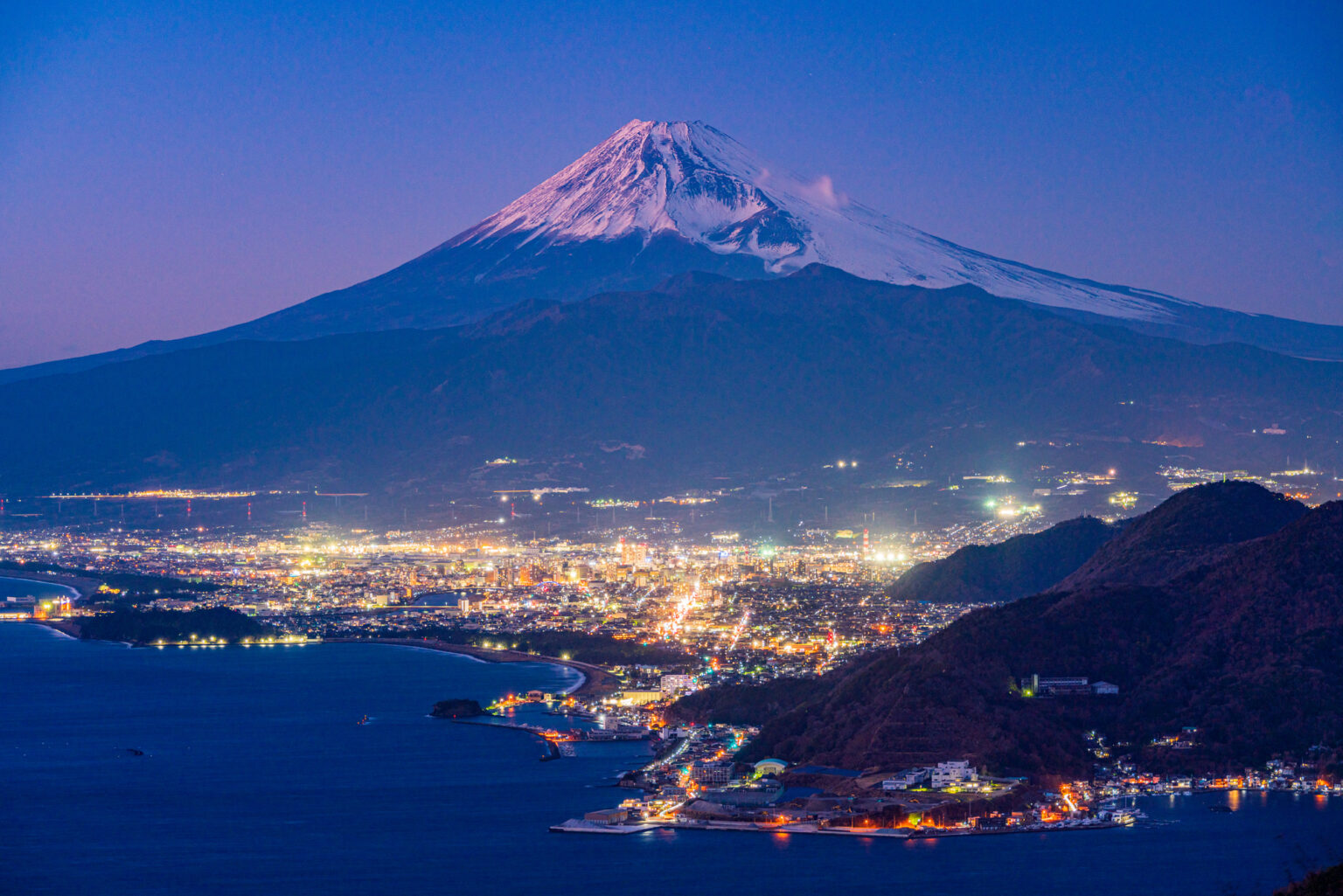 聖地巡礼って何？心と体を満たす新しい旅のカタチ – オリジナルグッズ アニメグッズ等の企画・制作・販売 – 株式会社G-CREWS ジークルーズ